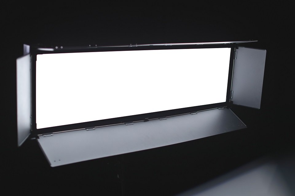 Victor 4x1 LED Soft light / Big light, Bigger output, Small day rate ...